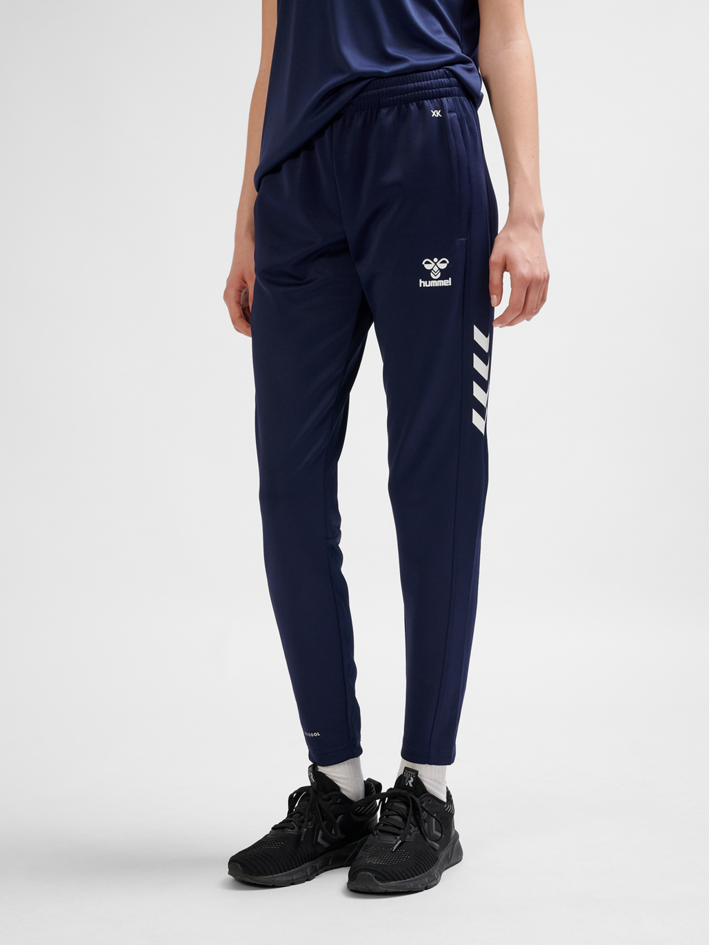 hummel CORE XK TRAINING PL PANTS WOMAN - MARINE | hummel.net