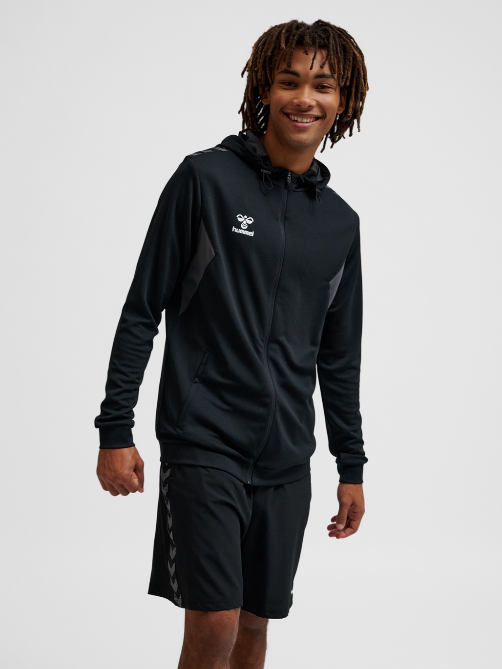hummel AUTHENTIC PL ZIP HOODIE - BLACK | hummel.net