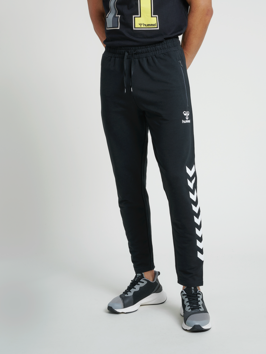 hummel RAY 2.0 TAPERED PANTS - BLACK | hummel.net