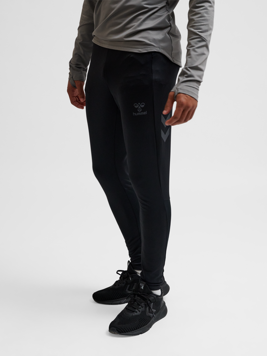 hummel PRO TRAINING PANTS - BLACK | hummel.net