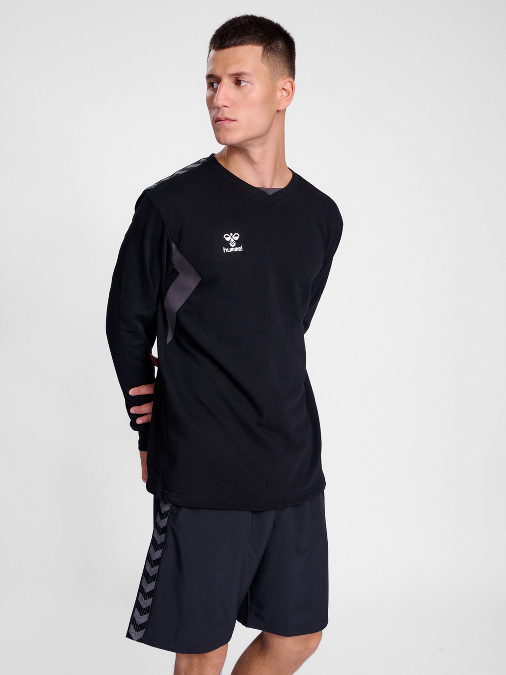 hummel AUTHENTIC CO TRAINING SWEAT - BLACK | hummel.net