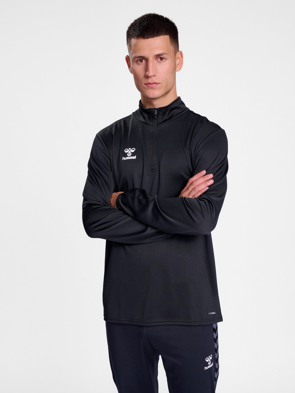 hummel ESSENTIAL HALF-ZIP - BLACK | hummel.net