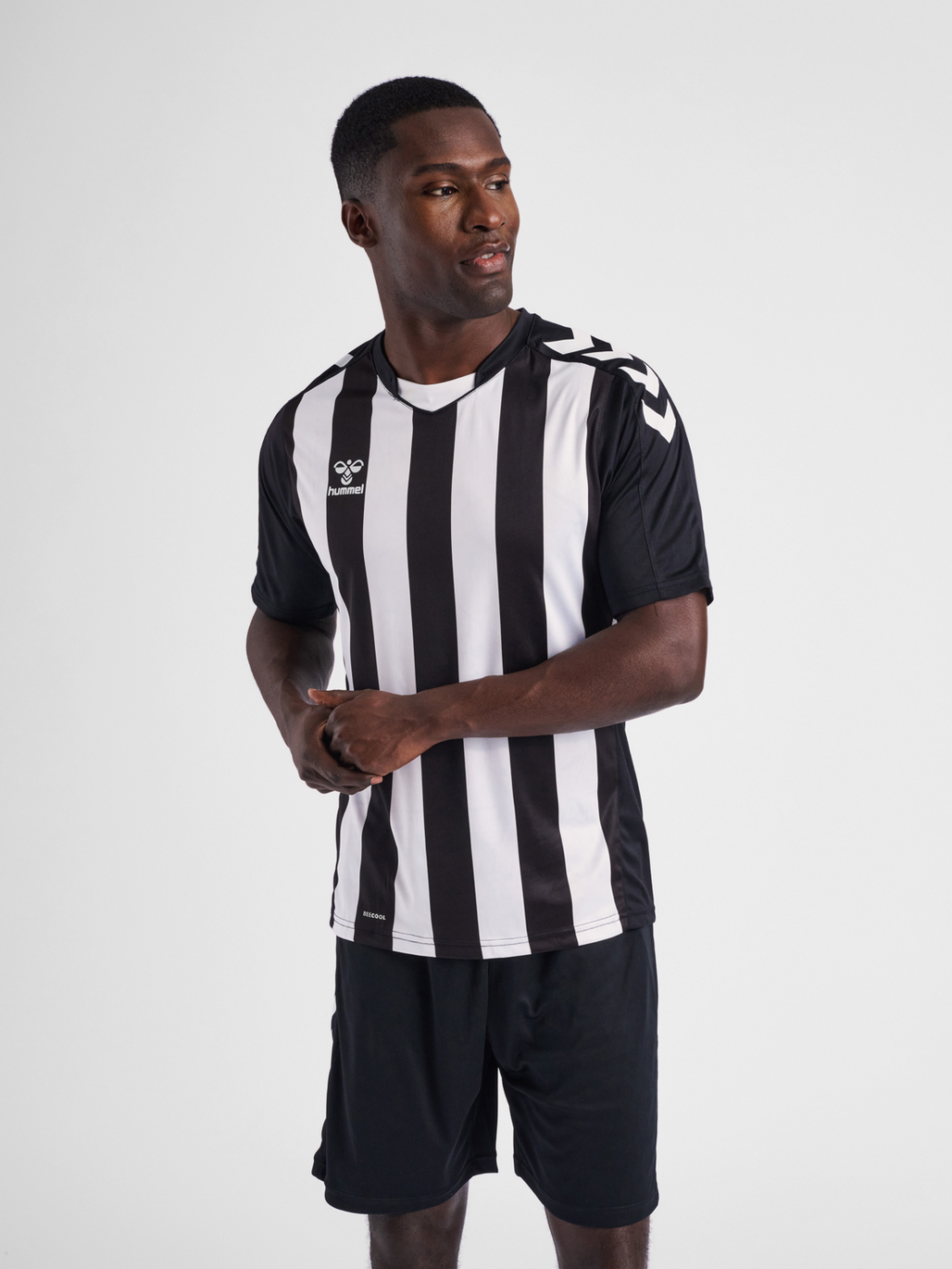 hummel CORE XK STRIPED JERSEY S/S - BLACK/WHITE | hummel.net