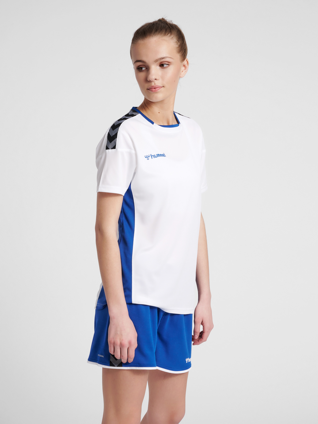 hummel AUTHENTIC POLY JERSEY WOMAN S/S - WHITE/TRUE BLUE | hummel.net