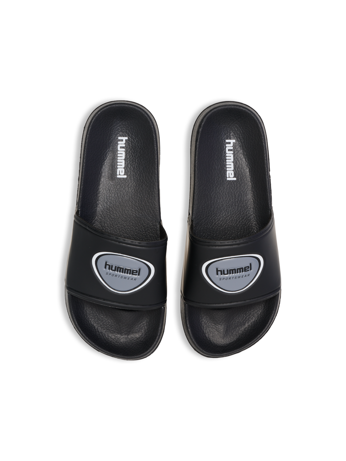 hummel POOL SLIDE BADGE - BLACK | hummel.net