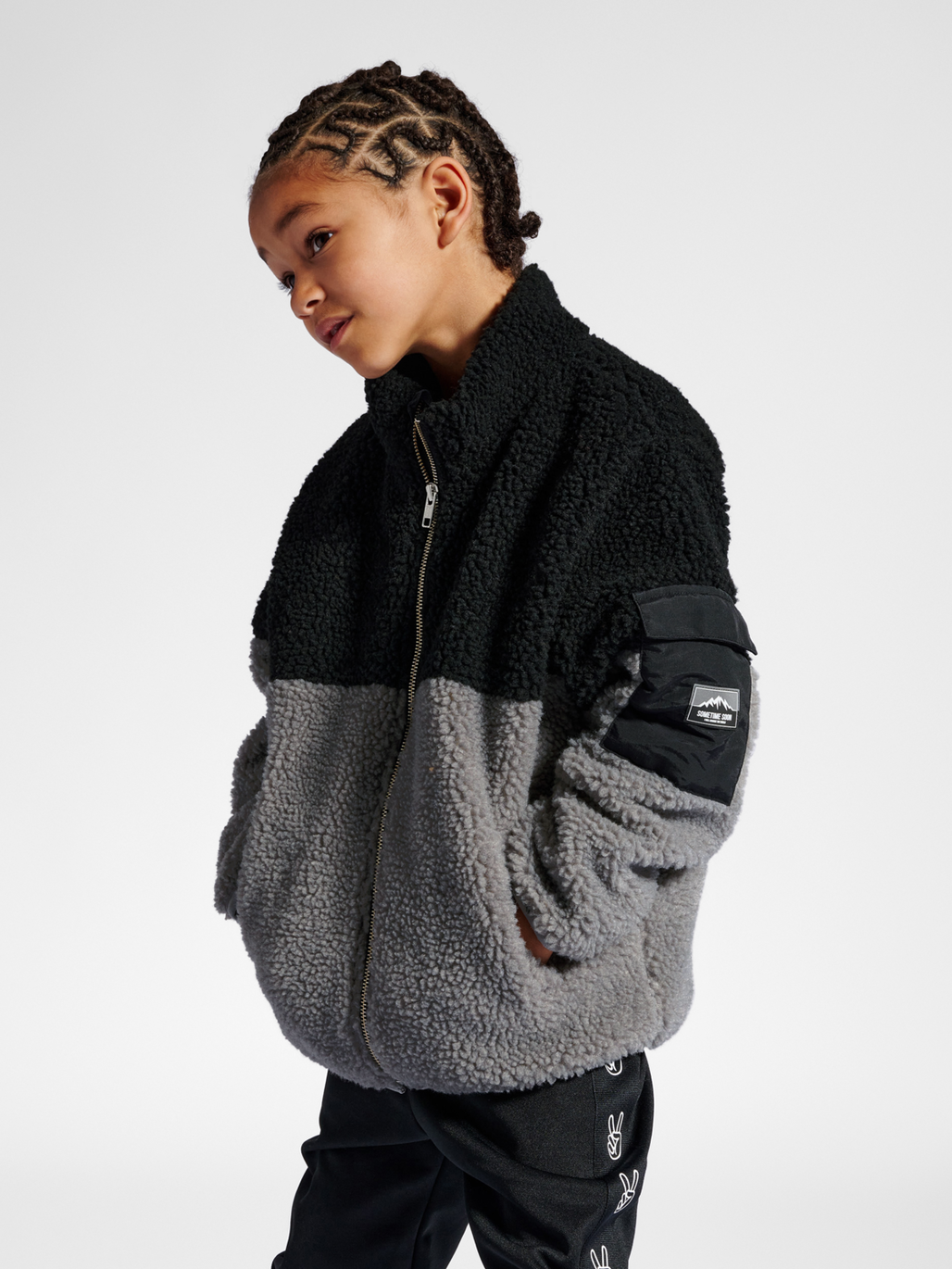 hummel stsFUSION JACKET - BLACK | hummel.net